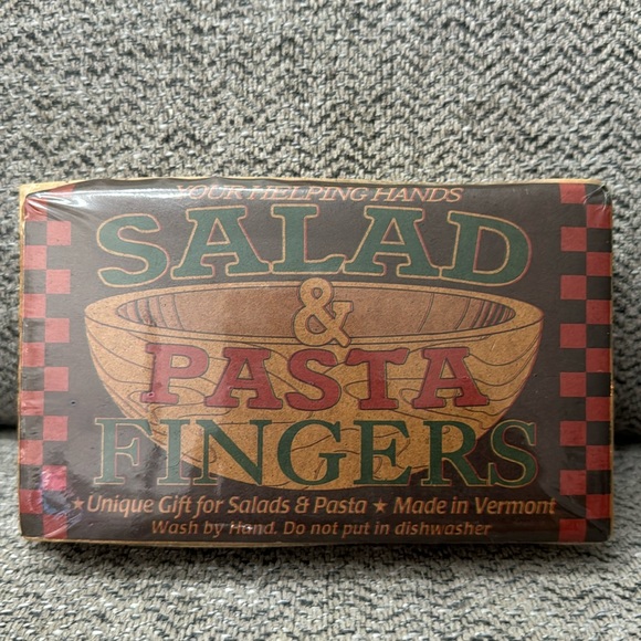 unbranded | Dining | New Salad Pasta Fingers Wood Made In Vermont ...